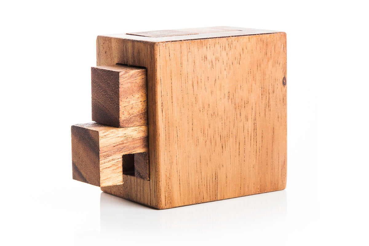 Handcrafted High-Quality Wooden Puzzles | Kubiya Games